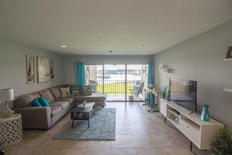 15575 Marina Drive #216C: A Waterfront Condo - Lake Conroe Homes